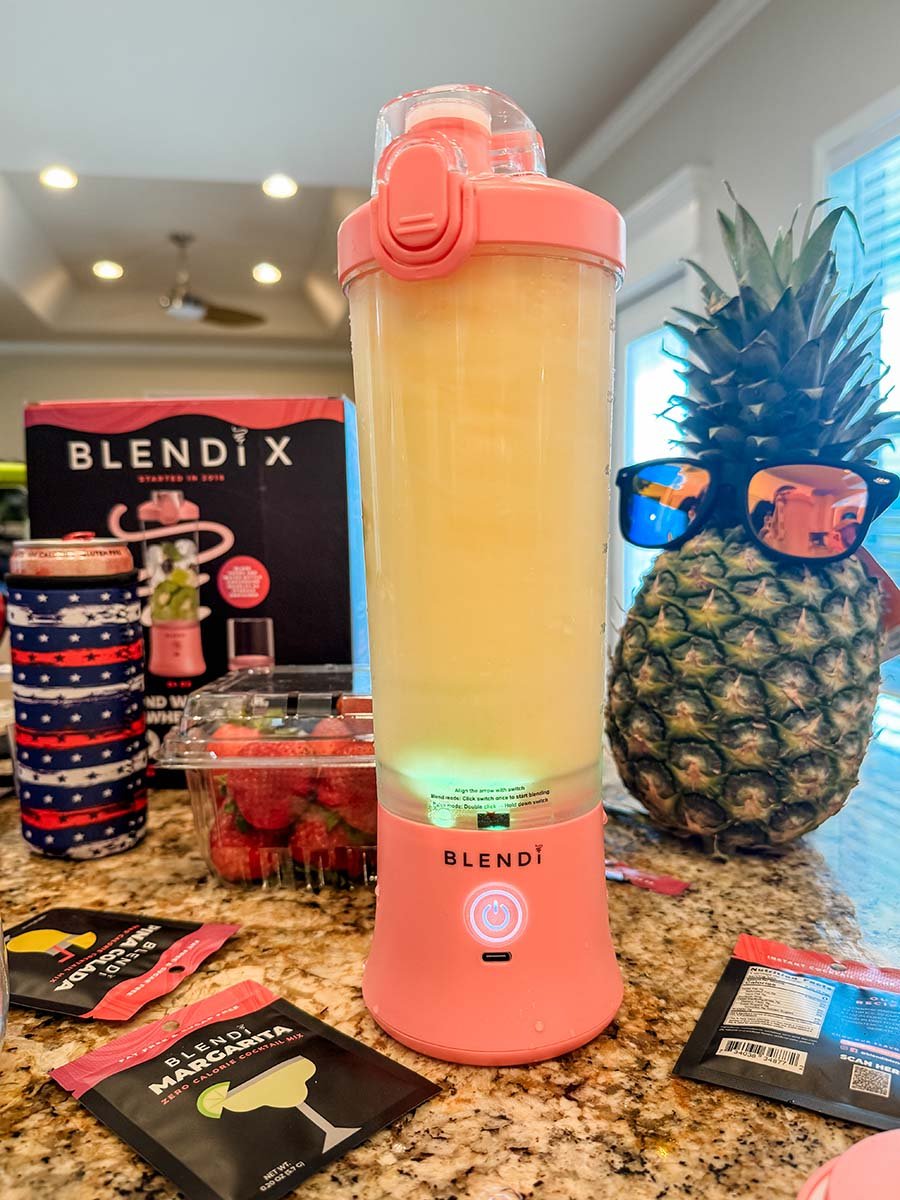 Blenders and Drink Mixes – Drink Handlers